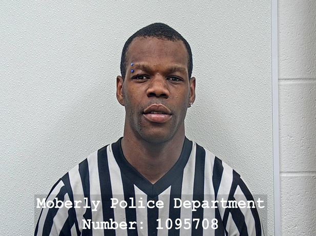 Fugitive Arrested While Hiding in Pond – KXEO