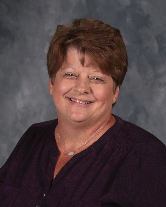 Shopher Chosen Educator Of The Year – KXEO