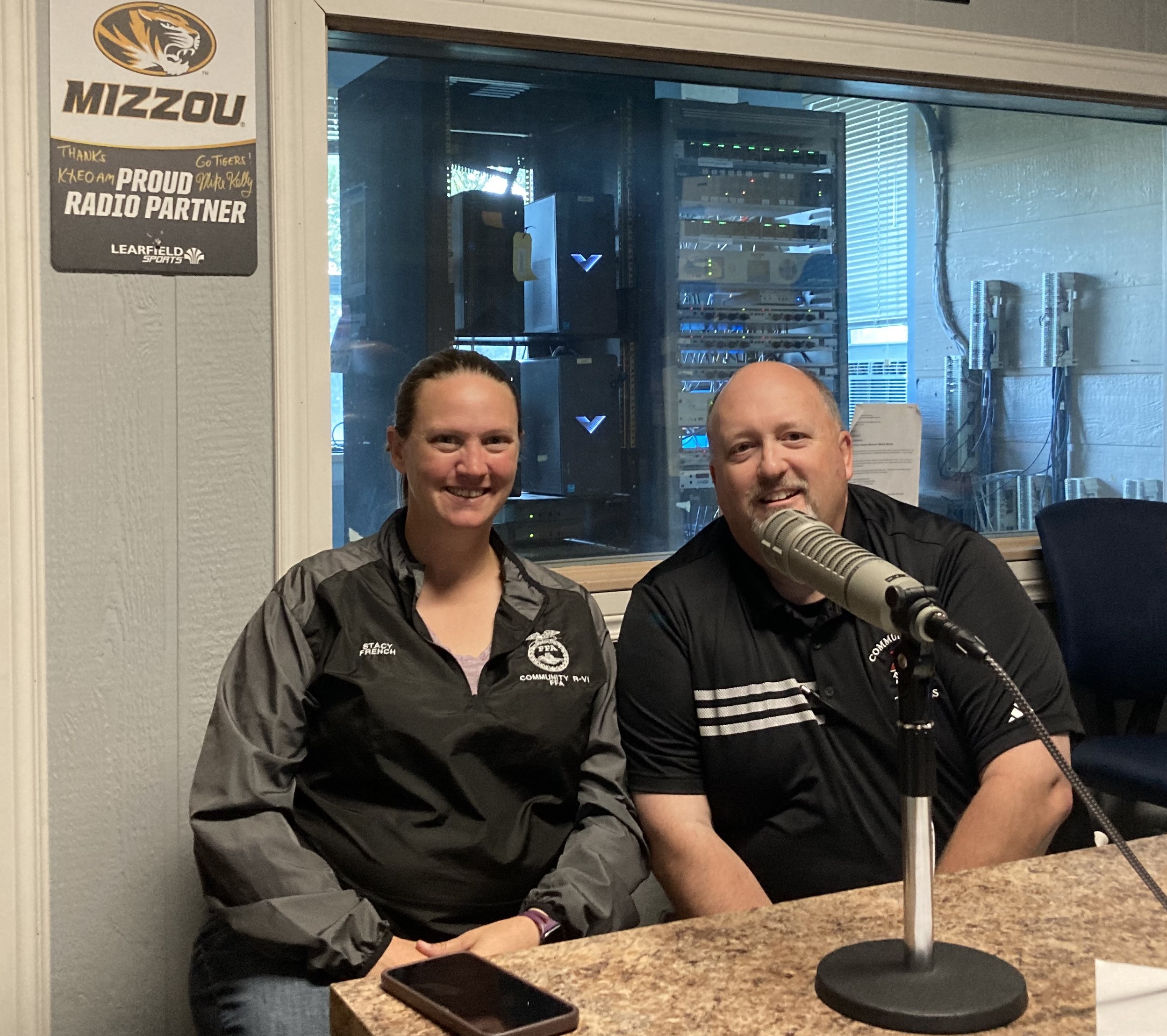 Stacey French And Bob Davies Join AM 1340 KXEO’s Am I Awake Morning Show – KXEO